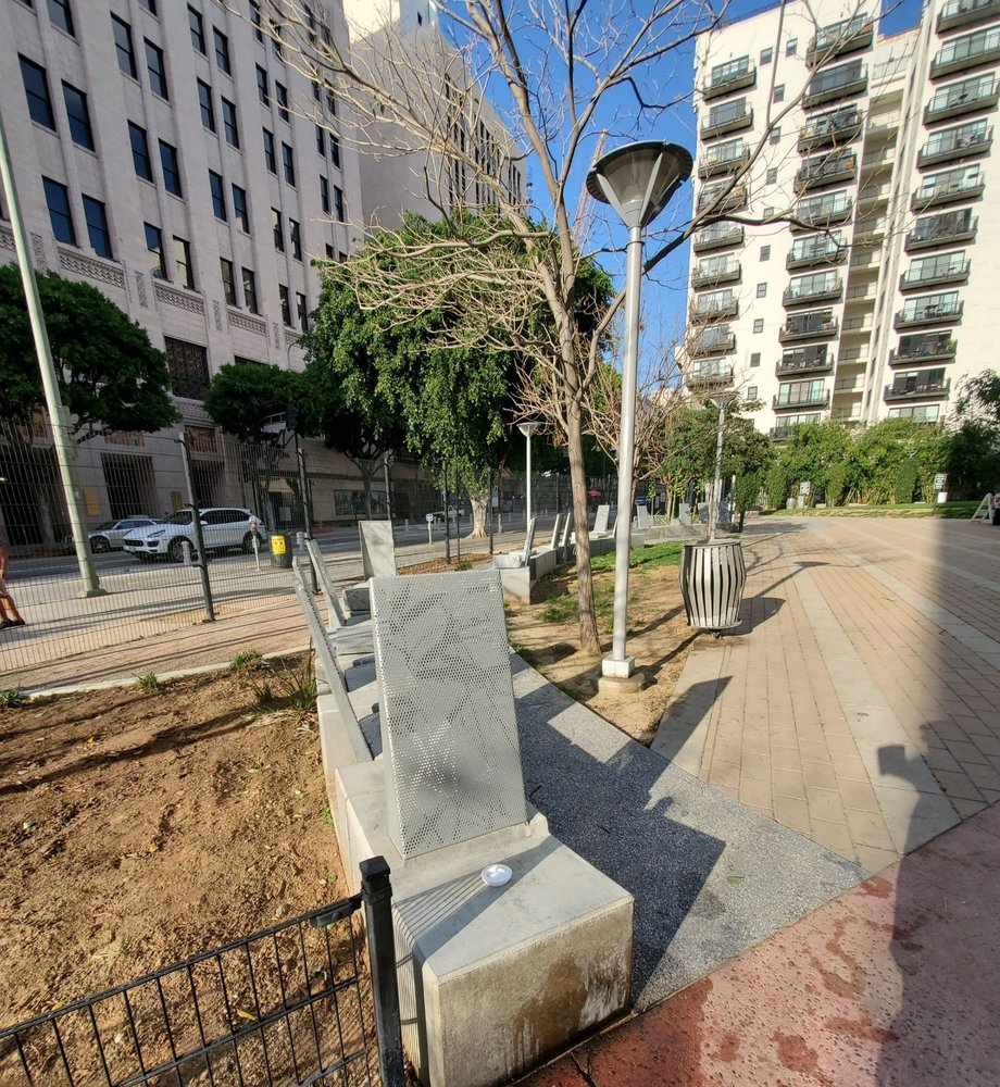 SPRING STREET PARK - 54 Photos & 23 Reviews - 426 S Spring St, Los ...
