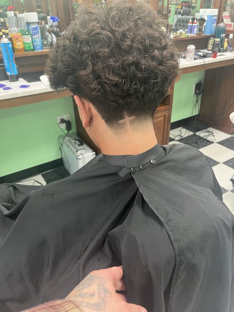 HARD TIMES BARBERSHOP - Updated August 2024 - 11 Photos - 3303 Williams ...