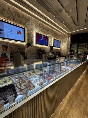 VENCHI - Updated December 2025 - 738 Photos & 208 Reviews - 4303 La ...