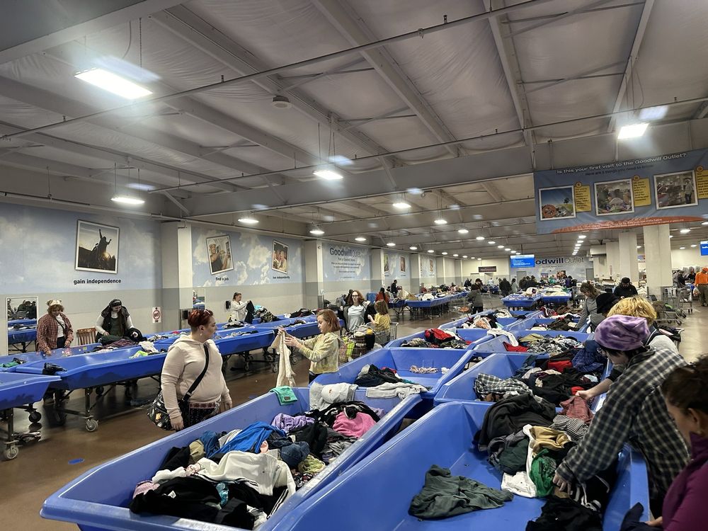 GOODWILL - Updated December 2025 - 18 Photos & 47 Reviews - 1750 ...