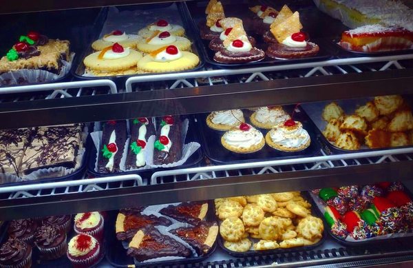 CAFE PICCOLO PASTRY & BAGELS - 52 Photos & 22 Reviews - Bakeries - 2 ...