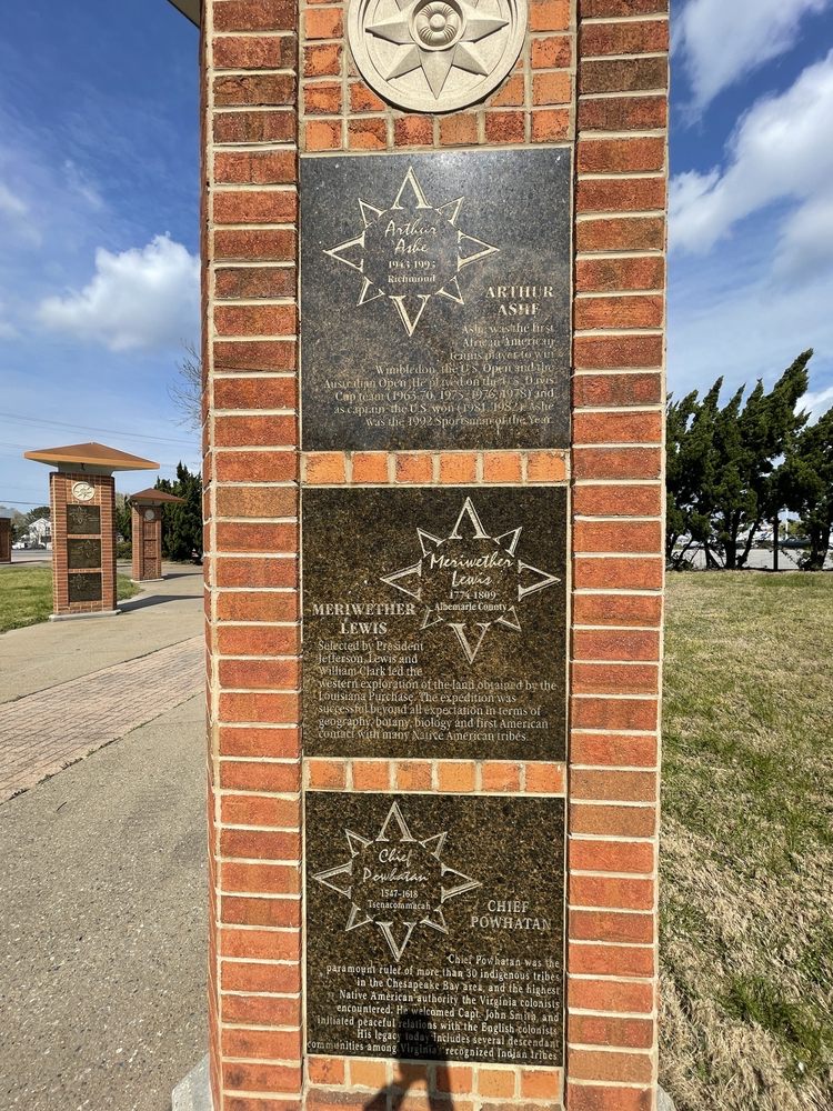 VIRGINIA LEGENDS WALK - Updated October 2025 - 81 Photos - Between ...