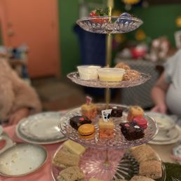 THE PINK DOOR TEA HOUSE - Updated July 2025 - 489 Photos & 139 Reviews ...