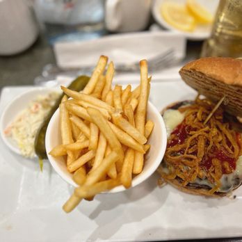 CHIT CHAT DINER - Updated October 2025 - 945 Photos & 911 Reviews - 515 ...