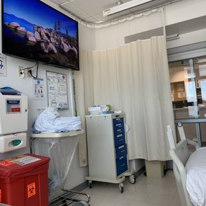 MCCLELLAN VA OUTPATIENT CLINIC - Updated June 2025 - 28 Photos & 23 ...