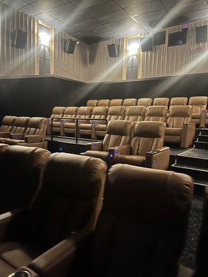 EMAGINE - BATAVIA - Updated May 2025 - 20 Photos & 33 Reviews - 550 N ...