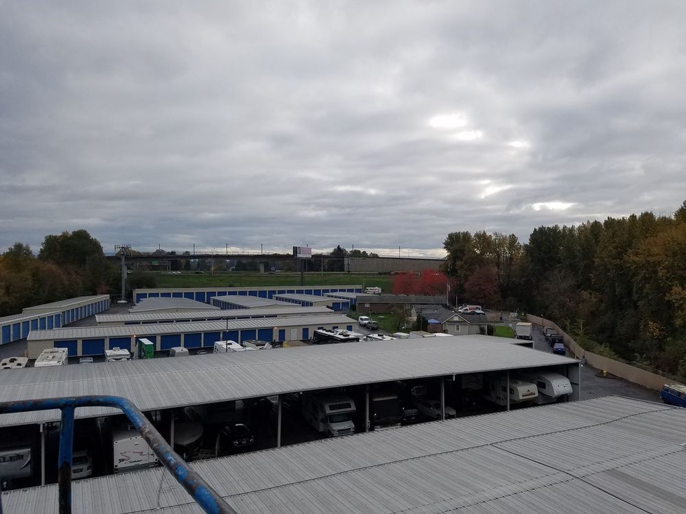 ACME STORAGE - Updated January 2026 - 12 Photos - 10025 NE Simpson St ...