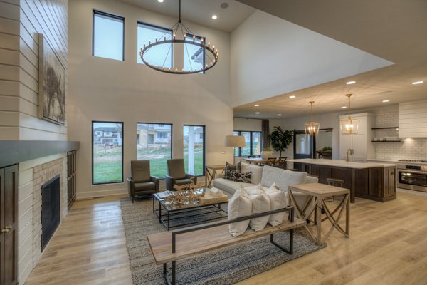 LEE DOUGLAS INTERIORS - 4144 S 48th St, Lincoln, Nebraska - Interior ...