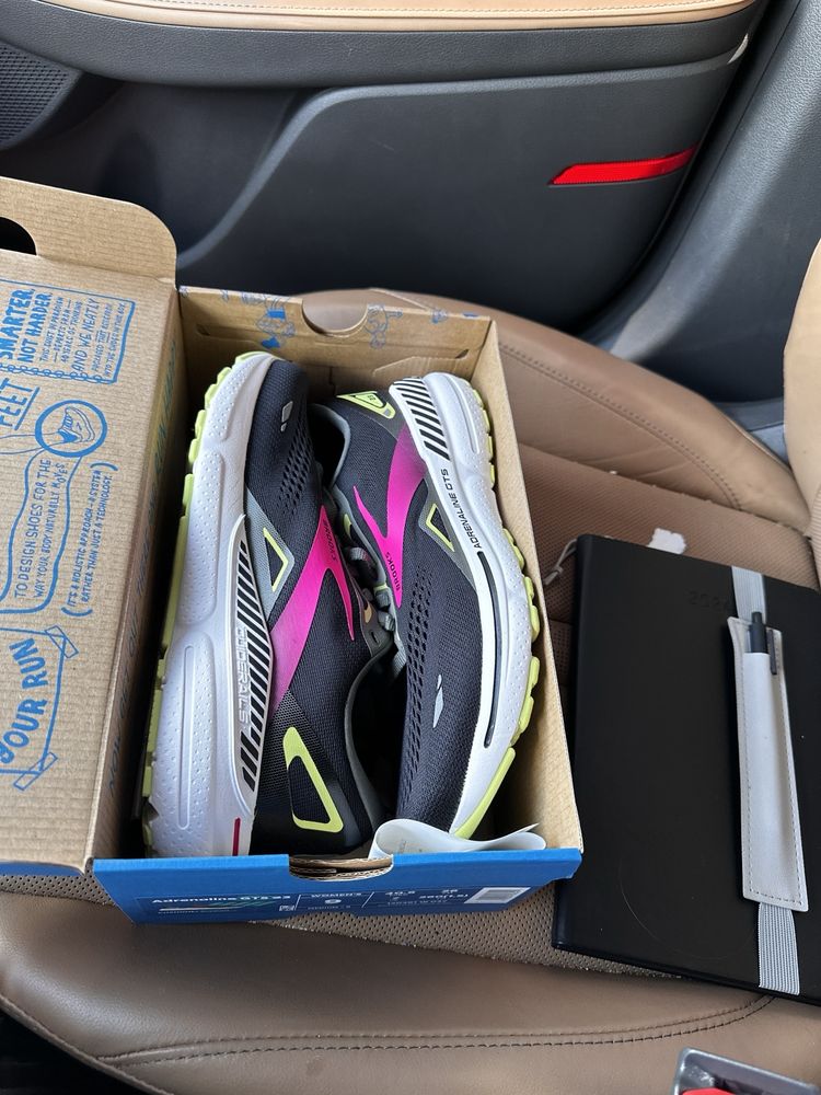 THE RUNNER’S HIGH - Updated October 2025 - 86 Photos & 114 Reviews ...