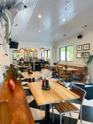 BAY LOCAL EATERY - Updated September 2024 - 264 Photos & 80 Reviews ...