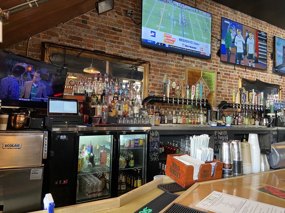 THE HUSK - Updated October 2025 - 36 Photos & 77 Reviews - 31 S Front ...