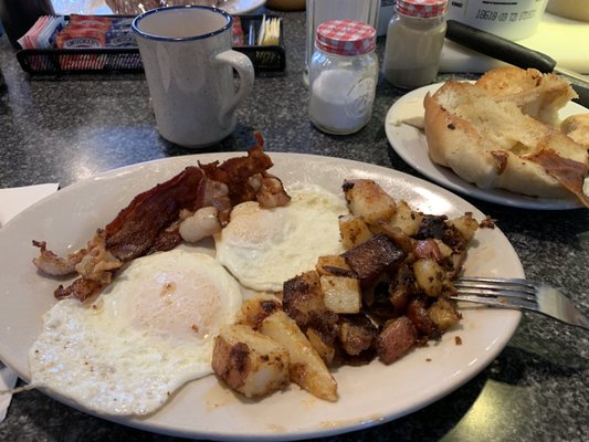 LITTLE PHOENIX RESTAURANT - 19 Photos & 27 Reviews - 4128 Acushnet Ave ...