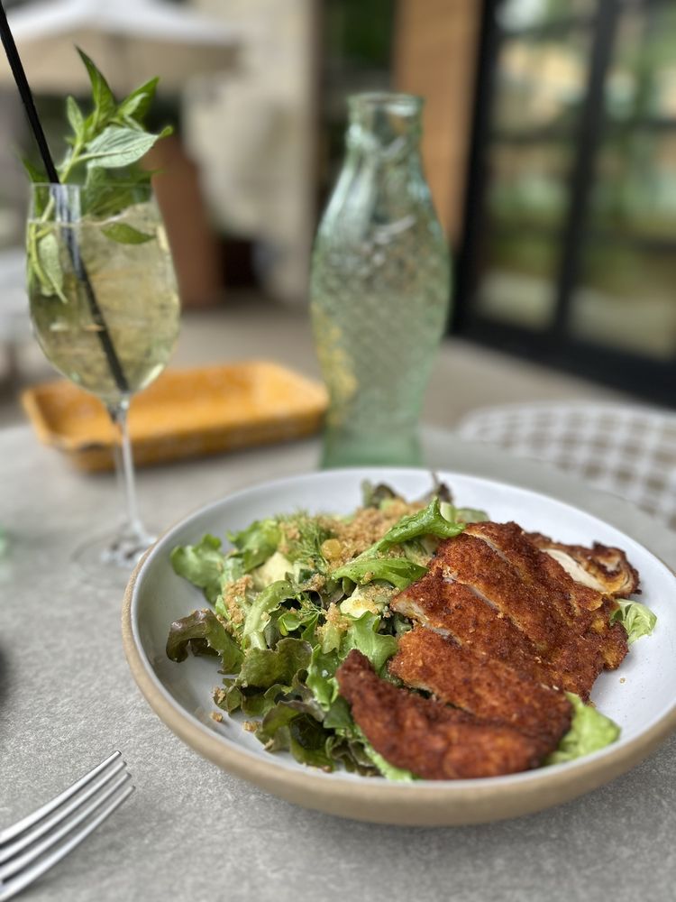 SUMMER ON MUSIC LANE - Updated December 2025 - 553 Photos & 262 Reviews ...