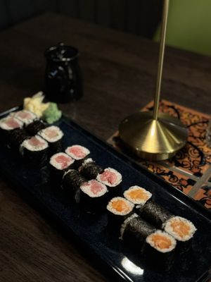 THE 698 - Updated January 2025 - 68 Photos & 21 Reviews - 698 N High St ...