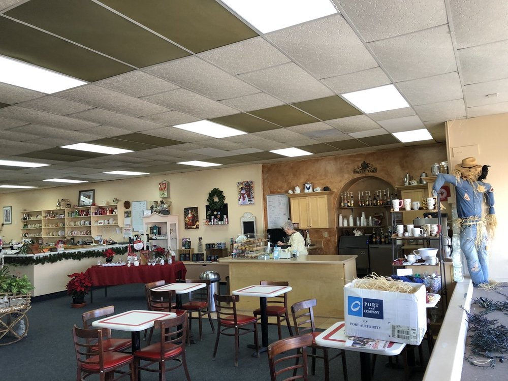 THANX-A-LATTE - Updated October 2025 - 27 Reviews - 208 Navajo Blvd ...