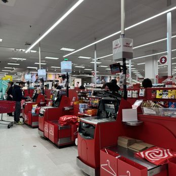 TARGET - Updated December 2025 - 41 Photos & 116 Reviews - 21 Broad St ...