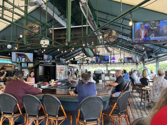 TWO GEORGES WATERFRONT GRILLE - Updated January 2026 - 815 Photos & 913 ...