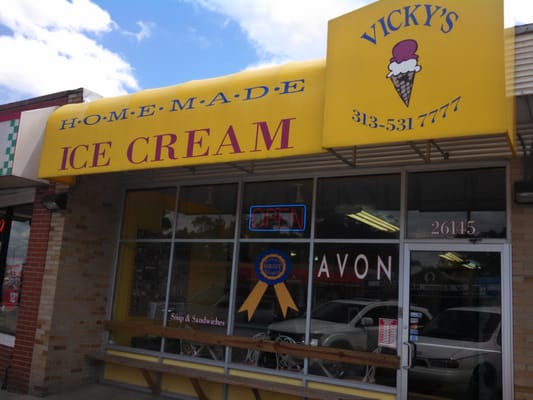 VICKY’S HOMEMADE ICE CREAM - Updated March 2025 - 32 Reviews - 26145 W ...