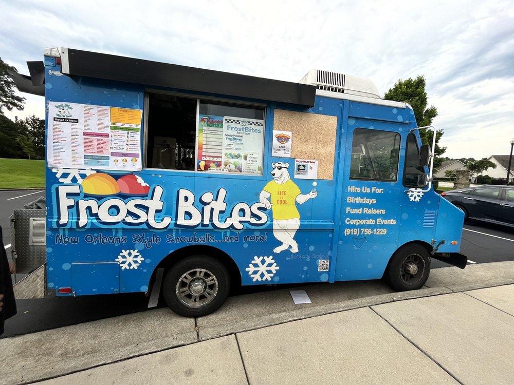 FROSTBITES ICE CREAM SHOP - Updated August 2025 - 1 E Mason St ...