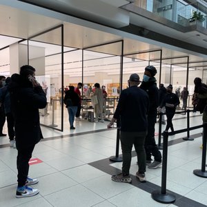 APPLE SQUARE ONE - Updated April 2025 - 28 Photos & 51 Reviews - 100 ...