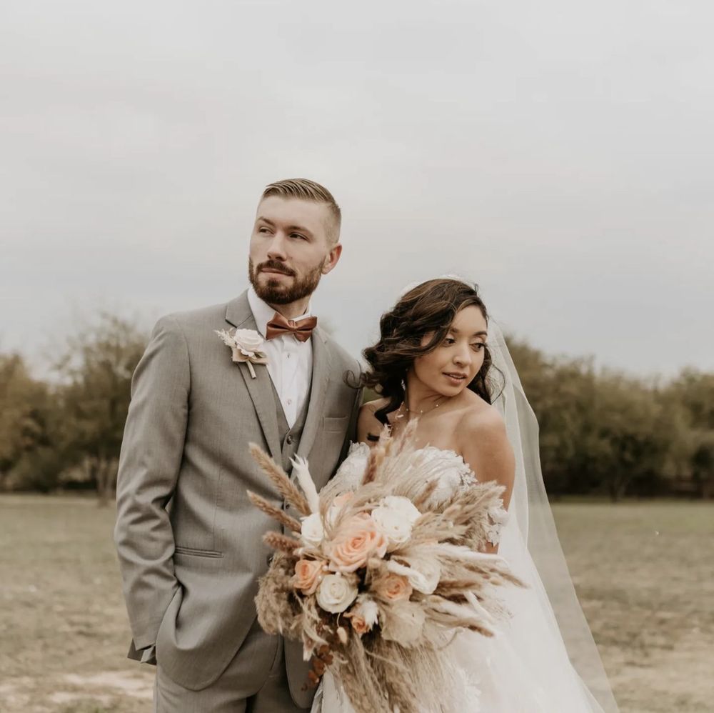 RED DOOR RANCH - Updated October 2025 - 109 Photos - 5801 County Rd 915 ...