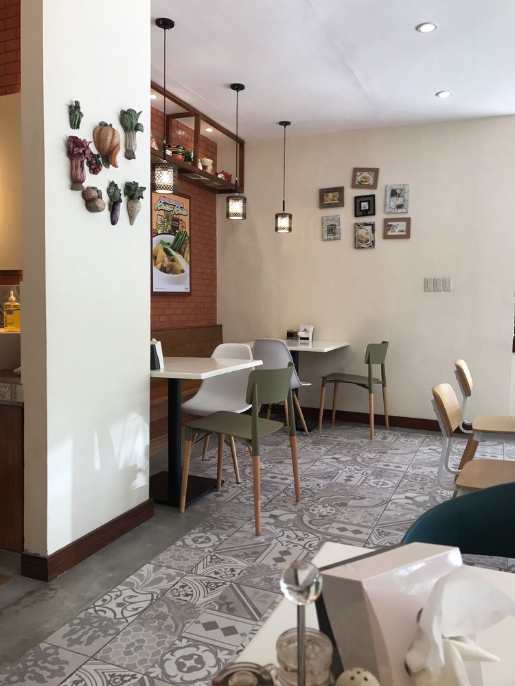 LOLA IDANG’S PANCIT MALABON - Updated January 2025 - 116 Katipunan Ave ...