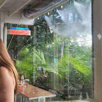 POOL BURGER - Updated July 2025 - 297 Photos & 225 Reviews - 2315 Lake ...