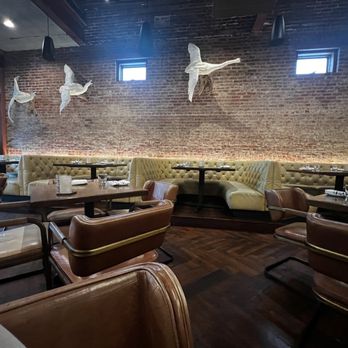 THE CRUNKLETON - Updated June 2024 - 981 Photos & 398 Reviews - 1957 E ...