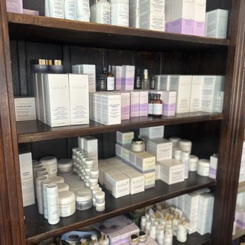 SUSAN NATURALLY DAY SPA - Updated July 2025 - 10 Photos - 3965 Main St ...