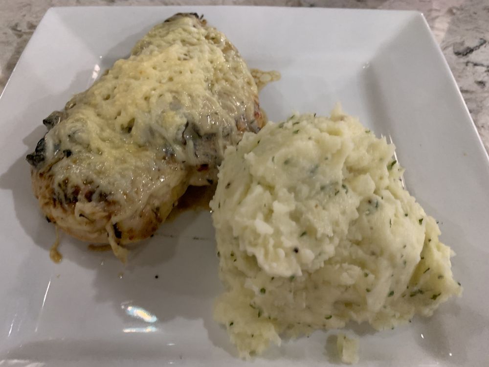 THE LOCAL KITCHEN AND TAP - 6089 Clarks Creek Rd, Plainfield, Indiana ...