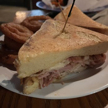 TIP TOP KITCHEN & COCKTAILS - Updated December 2025 - 344 Photos & 645 ...