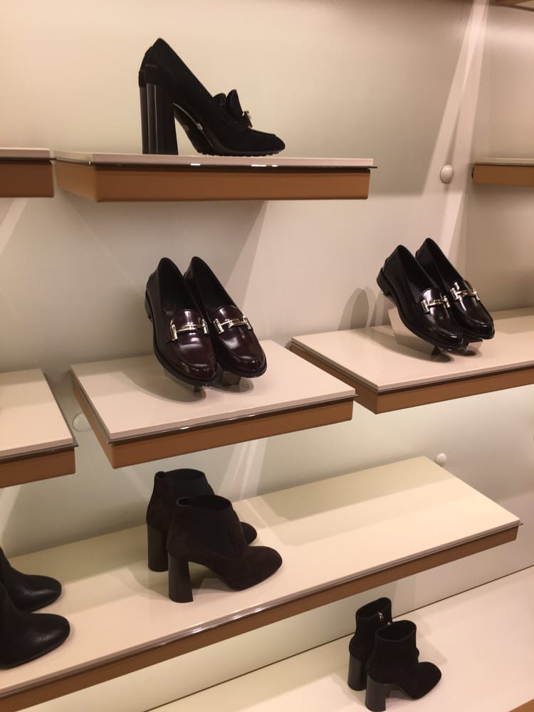 TOD’S - Updated October 2025 - Via Dei Condotti, Roma, Italy - Shoe ...