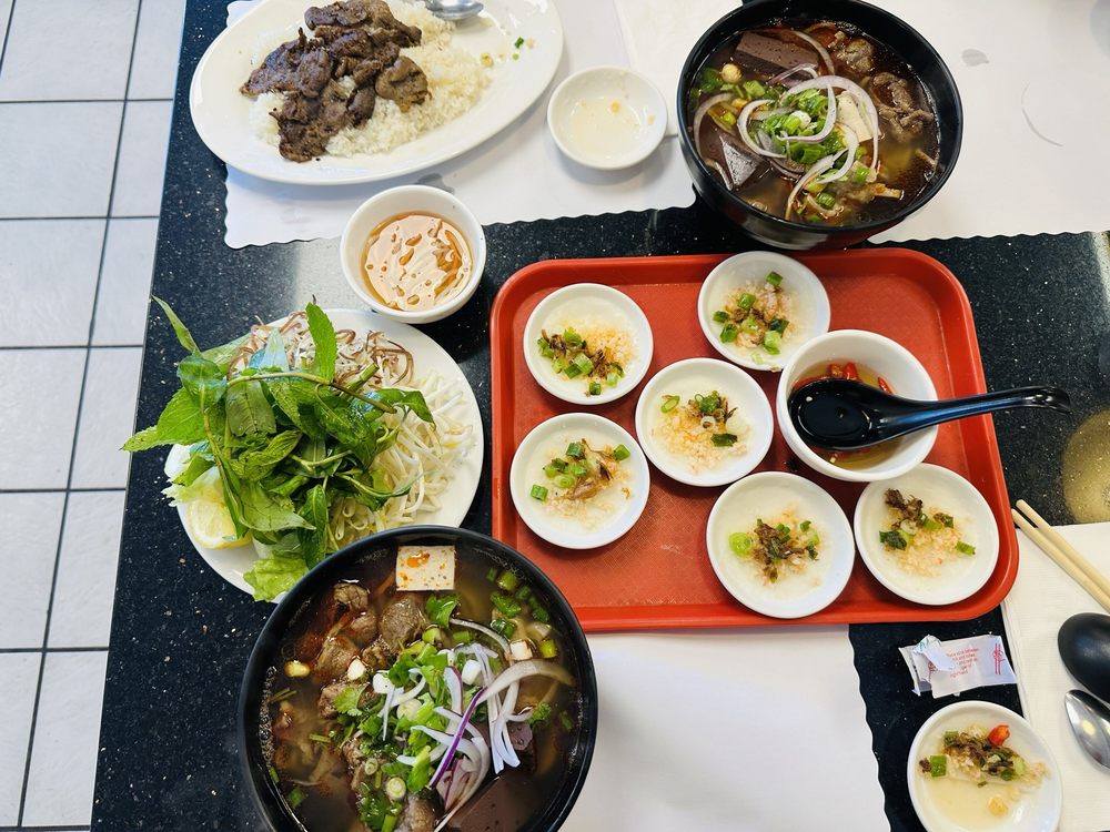 BUN BO WAY - Updated November 2025 - 332 Photos & 301 Reviews - 15450 ...