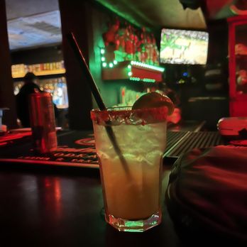 LATCHKEY - Updated July 2025 - 41 Photos & 46 Reviews - 1308 E 6th St ...