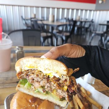 LITTLE BITTY BURGER BARN - Updated July 2024 - 466 Photos & 356 Reviews ...