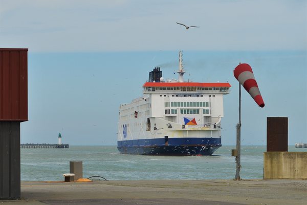 P&O FERRIES - DOVER TO CALAIS - Updated October 2025 - 15 Reviews ...