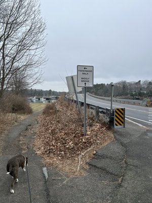 WIGGLY BRIDGE - Updated January 2026 - 93 Photos & 26 Reviews - 30 ...