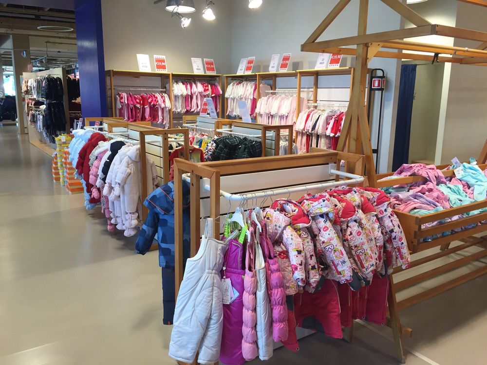 CHICCO VILLAGE - Via Tornese 10, Grandate, Como, Italy - Baby Gear ...