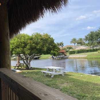 THE HIVE WATERFRONT RESTAURANT & TIKI - Updated November 2024 - 331 ...