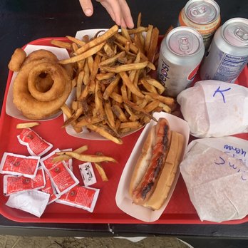 THE MAPLE ANGUS - Updated October 2024 - 23 Photos & 15 Reviews - 702 ...