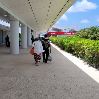 AMSTAR - Updated March 2025 - 15 Photos & 39 Reviews - Cancún, Quintana ...