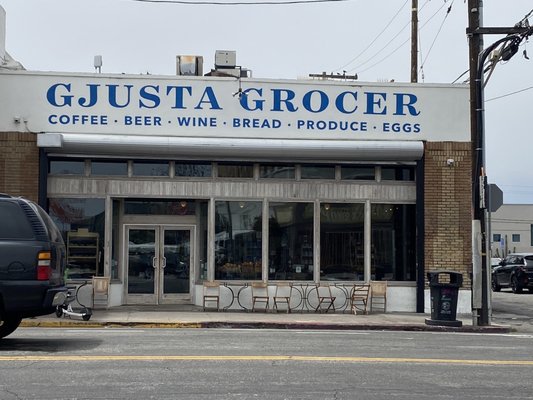 GJUSTA GROCER - Updated April 2025 - 53 Photos & 32 Reviews - 105 ...