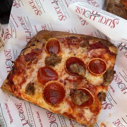 SLICE HOUSE BY TONY GEMIGNANI - Updated July 2025 - 339 Photos & 253 ...