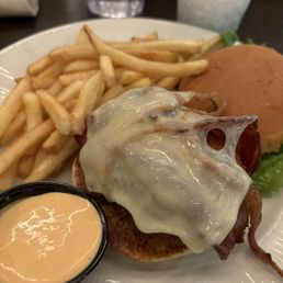 WATERMAN’S SURFSIDE GRILLE - Updated November 2025 - 2950 Photos & 3092 ...