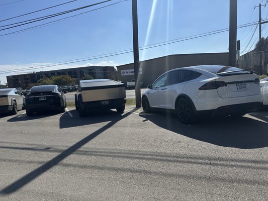 TESLA SERVICE CENTER AND GALLERY - Updated December 2025 - 41 Photos ...