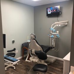 SMILEY DENTAL - BEVERLY - 15 Photos & 10 Reviews - 45 Dodge St, Beverly ...