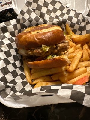 JULZ - Updated June 2024 - 20 Photos & 11 Reviews - 7719 Crittenden St ...