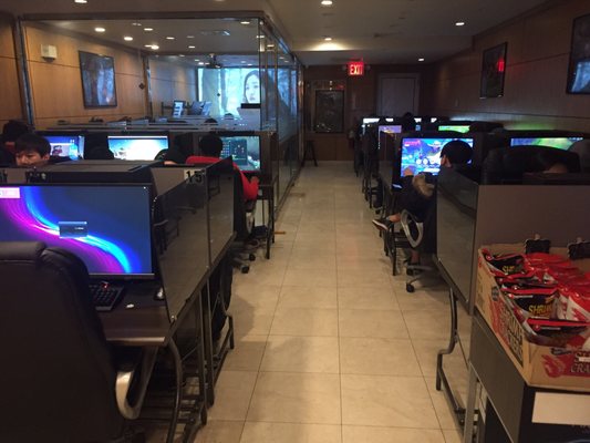 PLUG AND PLAY GAMING CAFE - Updated May 2026 - 13 Photos & 24 Reviews ...