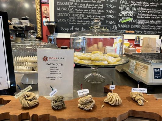 MONA LISA PASTA - Updated January 2026 - 33 Photos & 63 Reviews - 921 ...