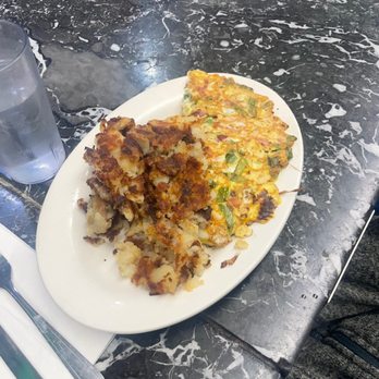 SUMMIT DINER - Updated July 2025 - 268 Photos & 289 Reviews - 1 Union ...